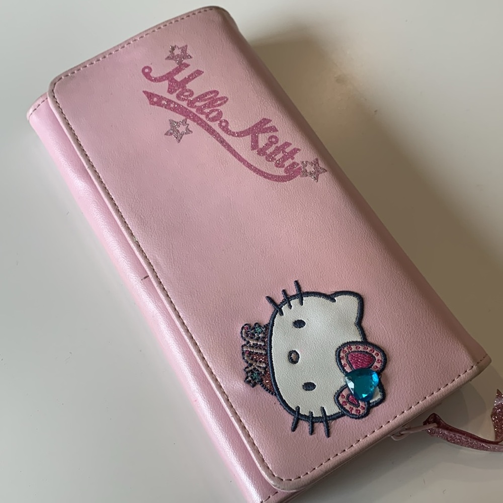 Original Hello Kitty Early 2000s - Sanrio Wallet - Gem